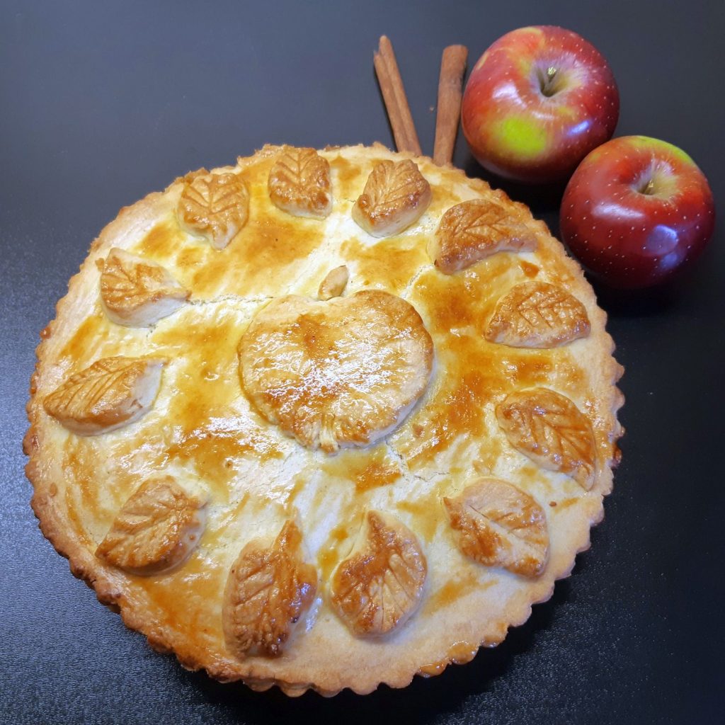 RÚZS és Más | JÖHET EGY KLASSZIKUS ALMÁS PITE?