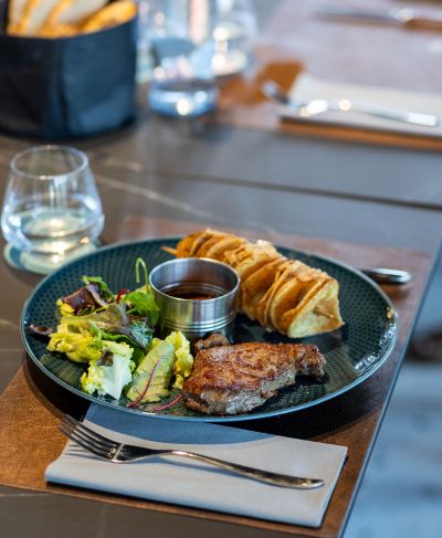 RÚZS és Más | KALIFORNIAI ÉLETÉRZÉS A TRIBE TABLE ÉTTEREMBEN - RECEPTTEL